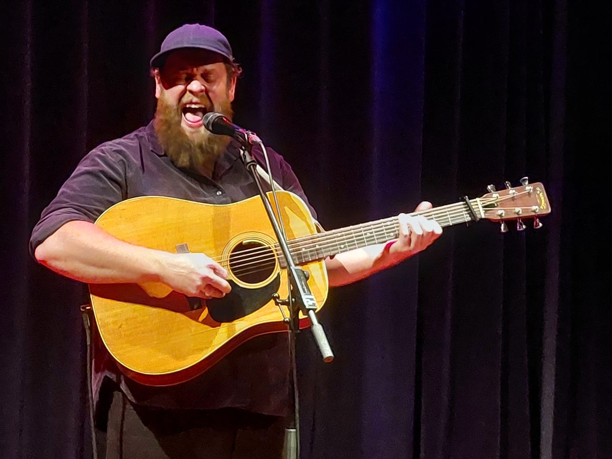Jeffrey Martin toont kwetsbaarheid bij intiem concert in TivoliVredenburg