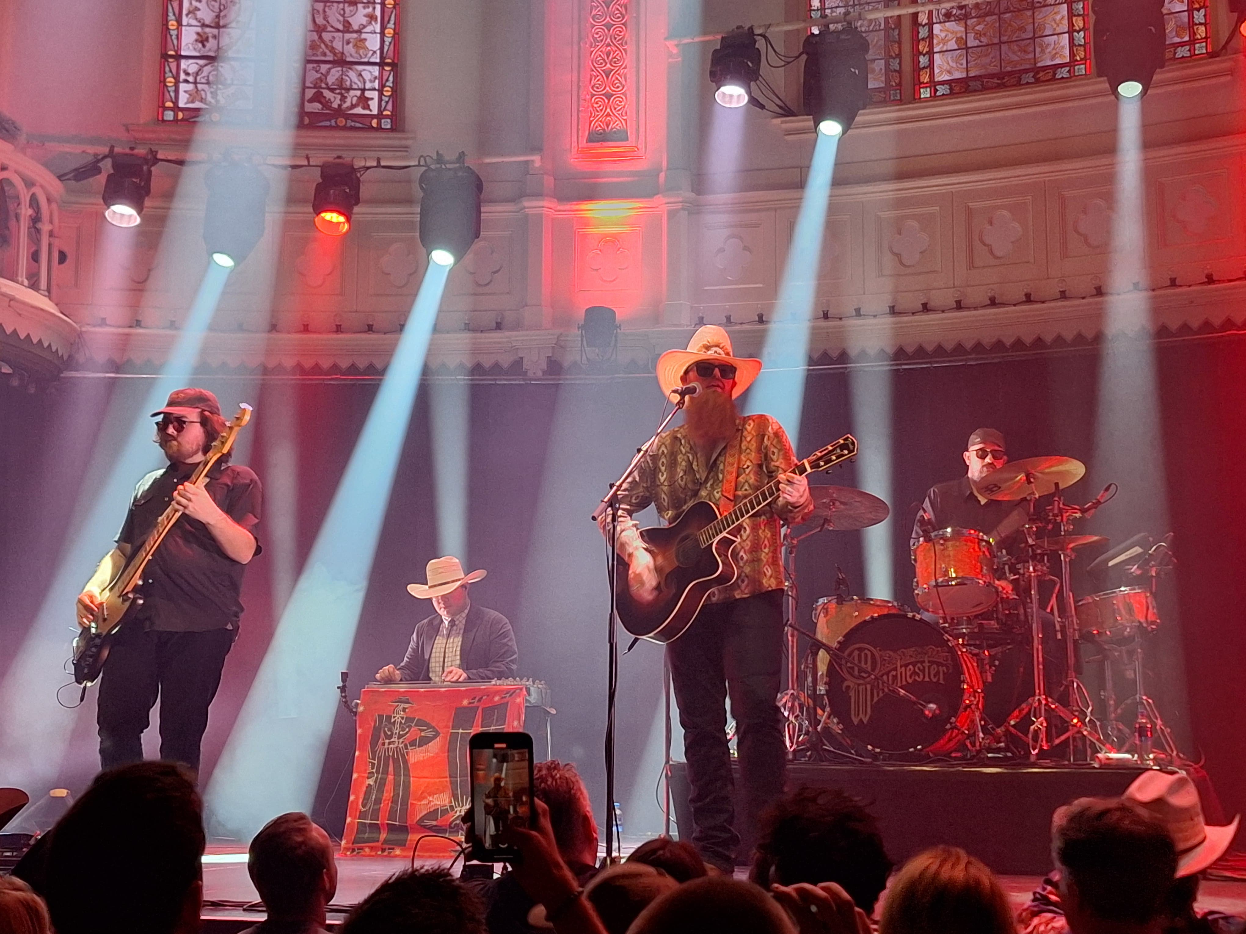 Isaac Gibson draagt met krachtige soulstem countryrevelatie 49 ...